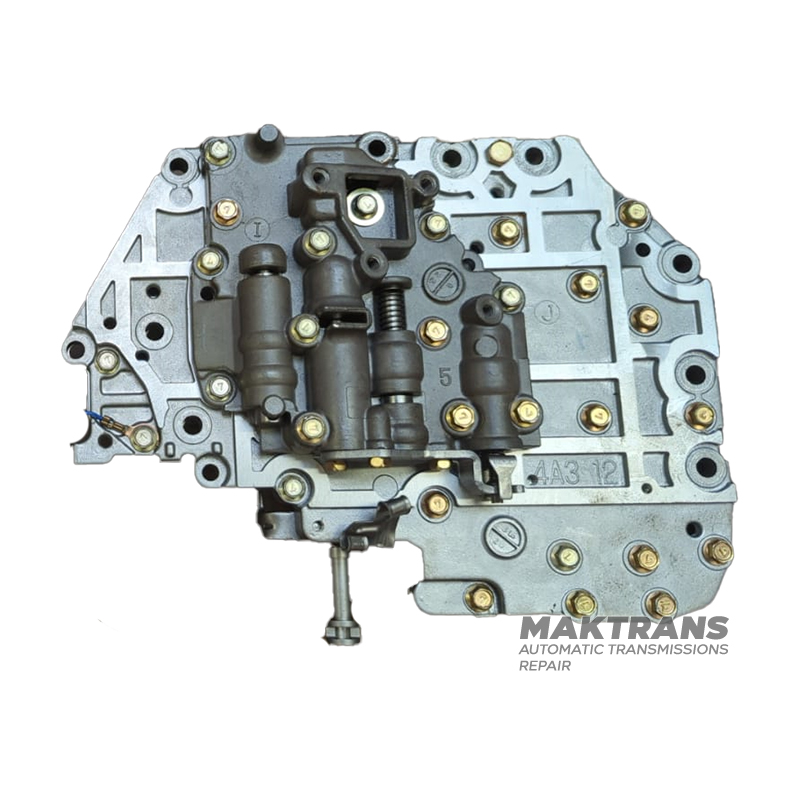 Valve body complete with solenoids F4A21, F4A32, F4A33 — MD755001 from ...